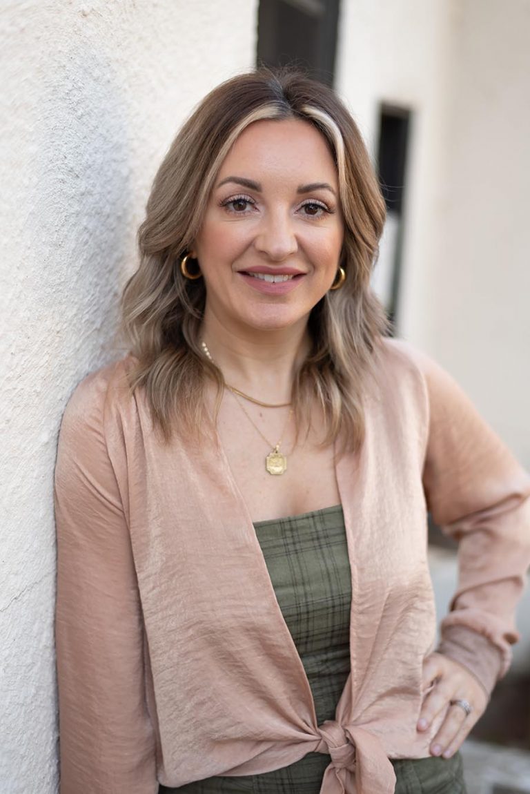 Meet Our Team | Expert Professionals | Luminate Clinic